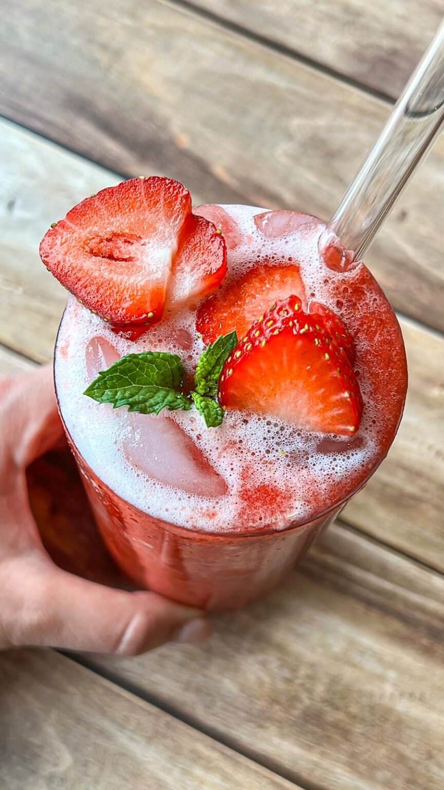 Strawberry Refresher (Starbucks) - The Modern Nonna