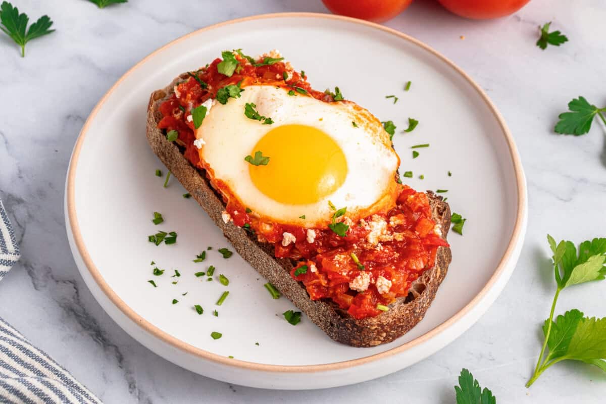 Shakshouka Recipe - The Modern Nonna