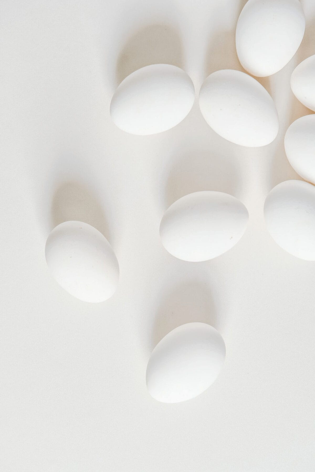 How to Cut Deviled Eggs - The Modern Nonna