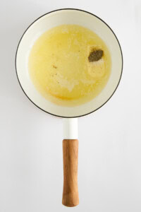 Easy Gravy Recipe - The Modern Nonna