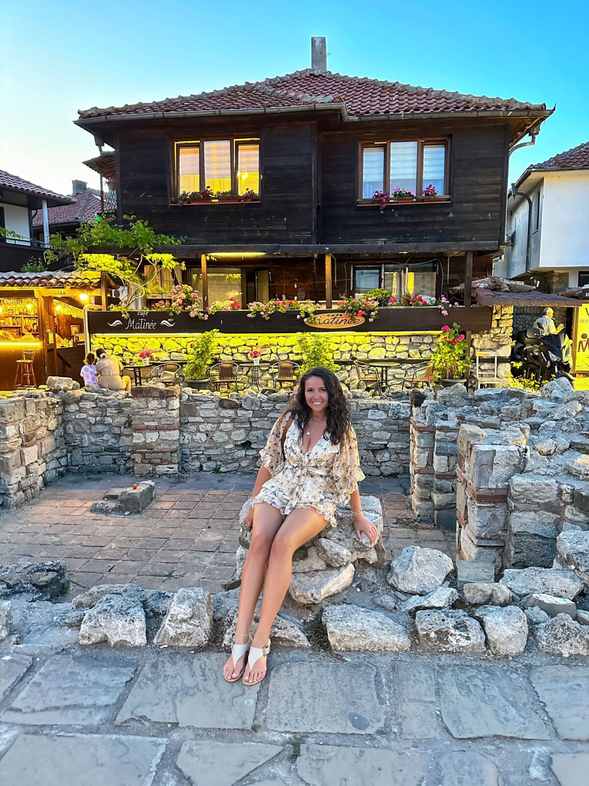 About The Author: Snejana (Sneji) Andreeva - The Modern Nonna
