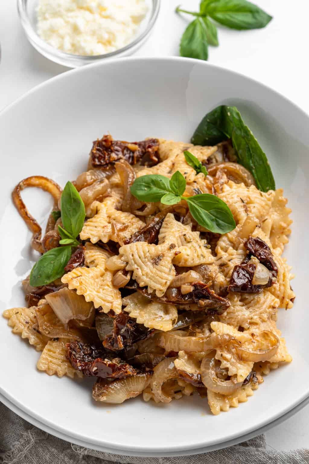 Caramelized Onion Pasta - The Modern Nonna
