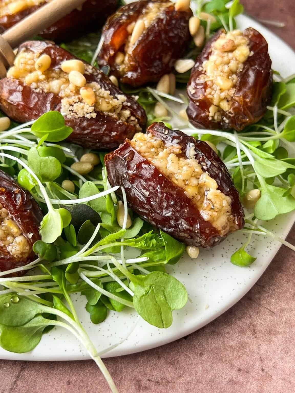 Roman Stuffed Dates - The Modern Nonna